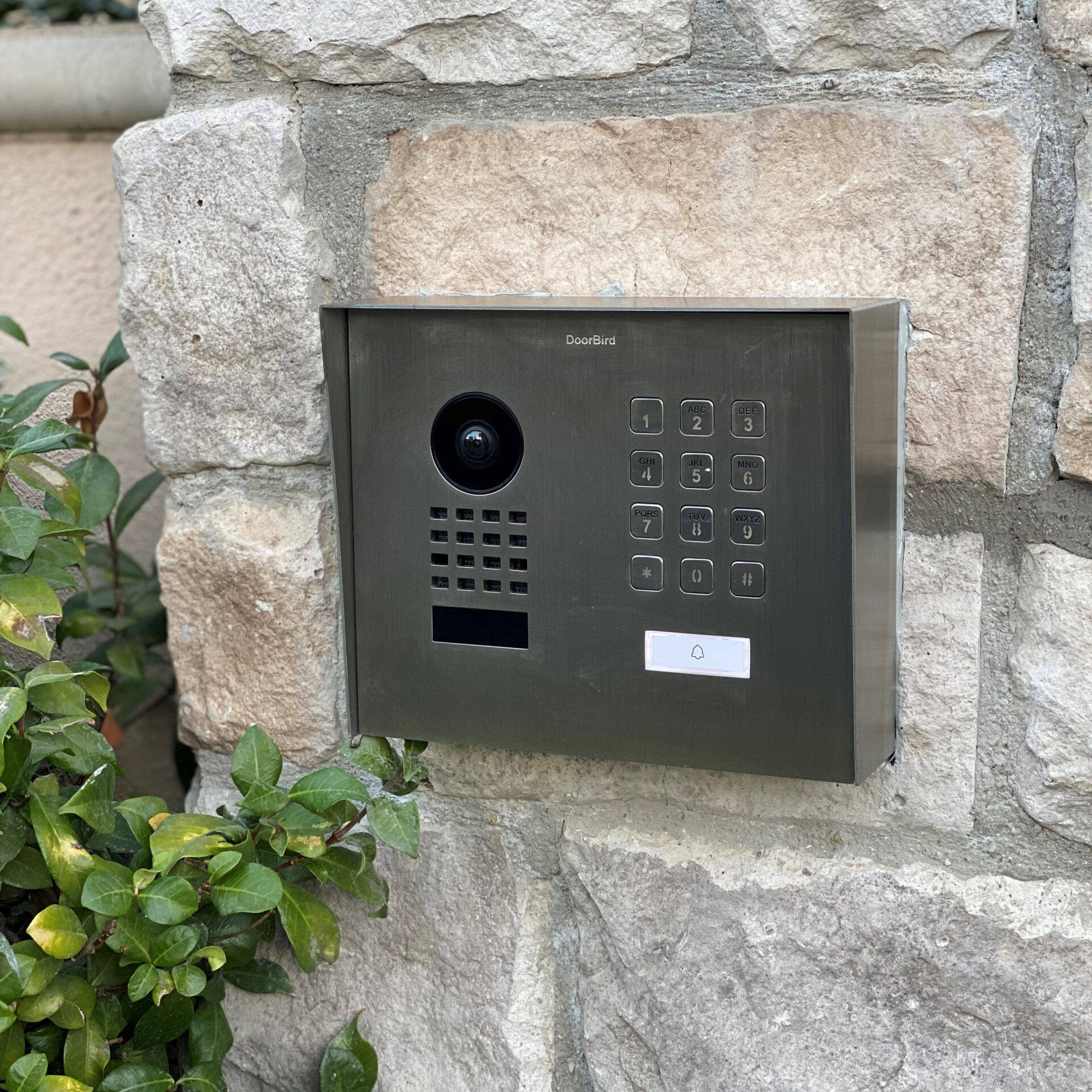 Doorbird D21101HV Moderne dørtelefon med kamera | sikkerheten-selv.no